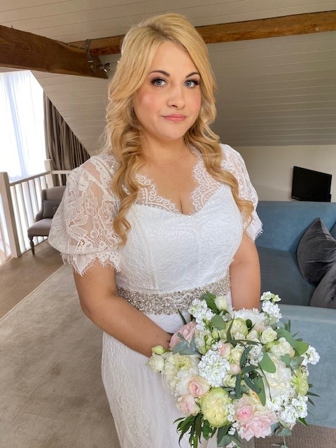 Izzy Foster-Wild Hair & Make-up Artist | Suppliers | South Farm