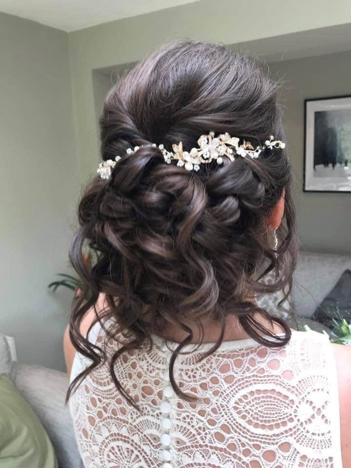 Izzy Foster-Wild Hair & Make-up Artist | Suppliers | South Farm