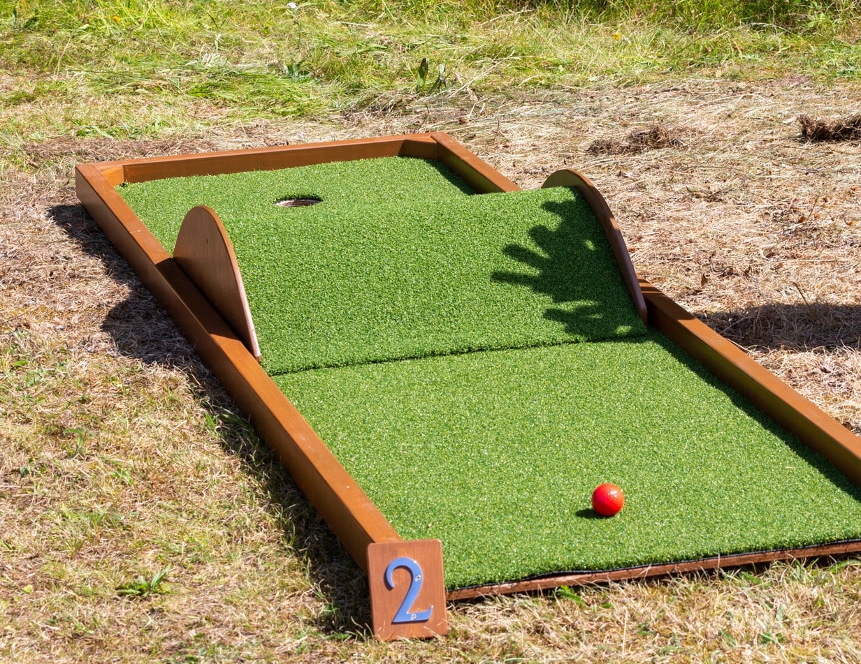 Yesteryear Prop Hire & Mini Golf | South Farm